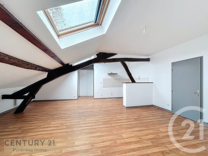 Appartement à louer - Aspet - 3 pièces - 2 chambres