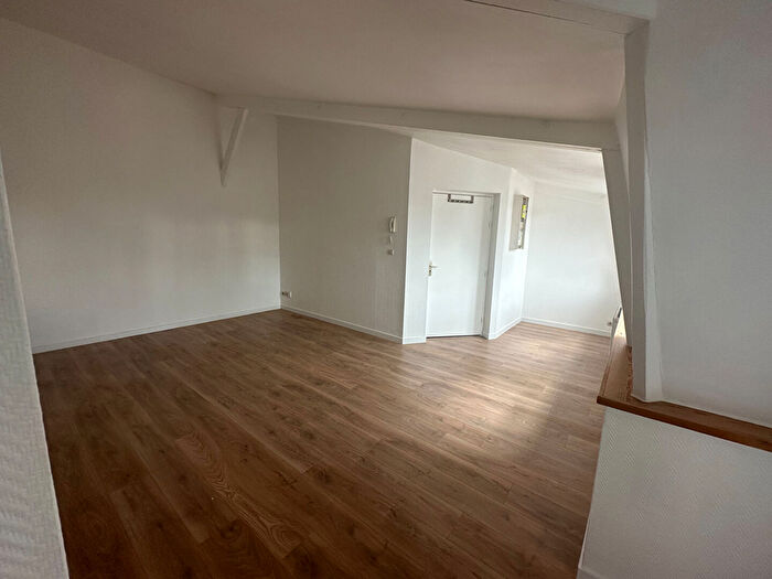 Hellemmes-Lille, Hellemmes, Barrière - Appartement 2 pièces à louer