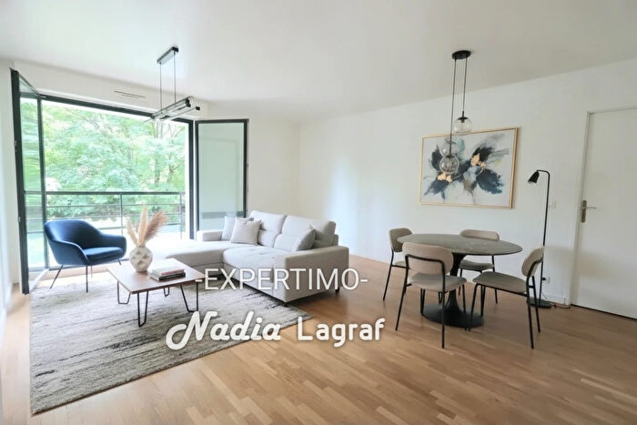 Asnières-sur-Seine, Gresillons, Voltaire : Appartement 3 pièces à vendre
