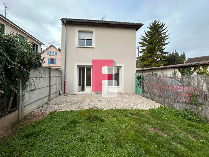 Maison 5 pièces à Troyes, à vendre