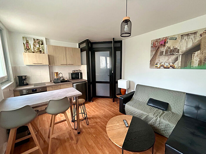 Quartiers Nord-Ouest, Villejean : Appartement 2 pièces à vendre