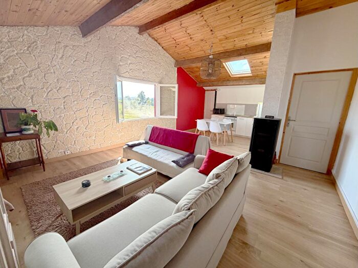 Saint-Palais - Maison 12 pièces à vendre