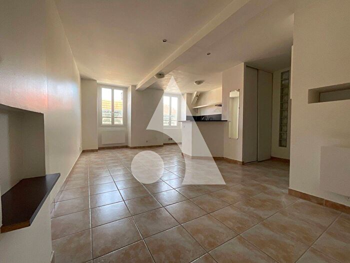 Appartement à louer - Centre, Arpajon - 2 pièces - 1 chambre