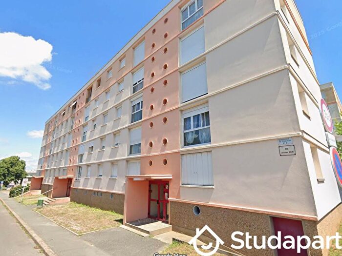 Appartement à louer - Sources, Le Mans - 1 pièce - 4 chambres