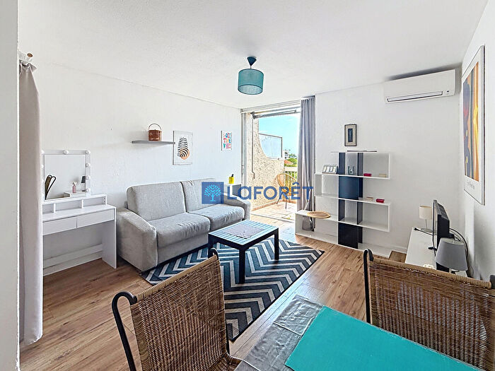 Appartement 1 pièce à Cagnes-sur-Mer, Le Cros de Cagnes, Les Vespins, à louer