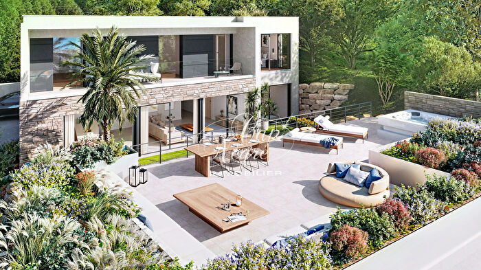 Maison 7 pièces à vendre à Le Lavandou, Rousset, Four des Maures, Saint-Clair