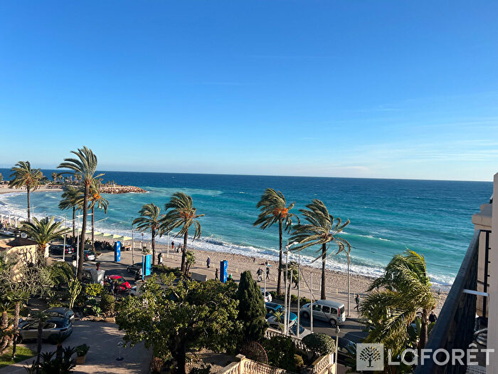 Appartement à vendre - Menton, Hôtel de Ville, Vieille Ville, Musée, Madone, Carnolès - 2 pièces - 1 chambre