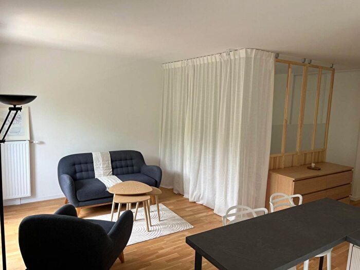 Alsace Lorraine, Cormeilles-en-Parisis : Appartement 1 pièce à louer