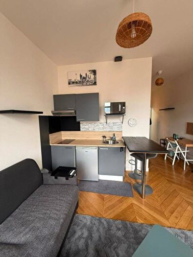Appartement à louer - Valmy, Lyon ème arrondissement - 1 pièce