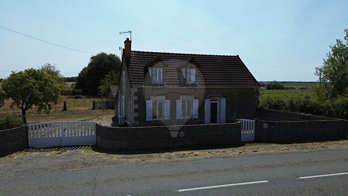 Maison 4 pièces à vendre - Luthenay-Uxeloup