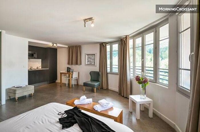 Appartement à louer - Centre-Soum, Lourdes - 1 pièce