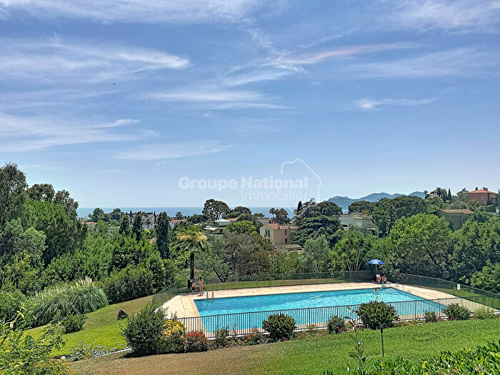 Appartement 3 pièces à vendre - Cannes, Croix des Gardes