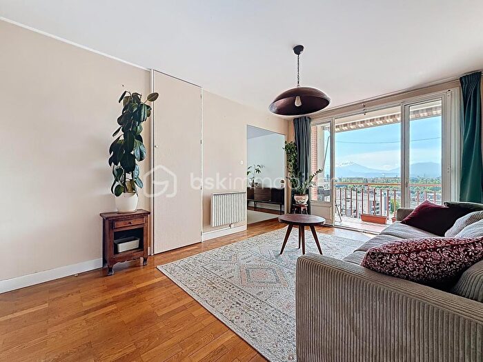 Appartement à vendre - Saint-Martin-le-Vinoux - 4 pièces - 2 chambres