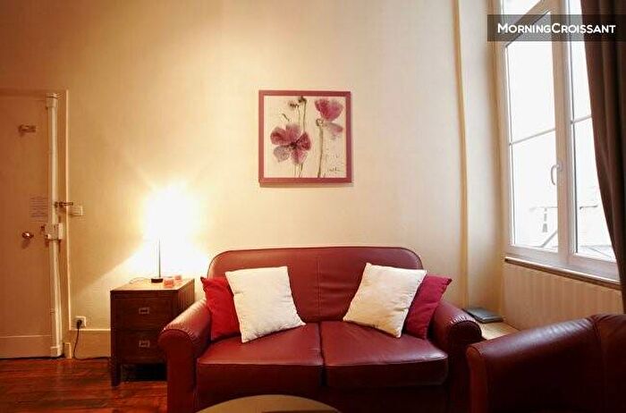 Appartement à louer - Sainte Avoie, Paris ème arrondissement - 1 pièce