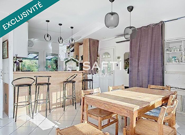 Maison 6 pièces à Sucy-en-Brie, Fort, à vendre