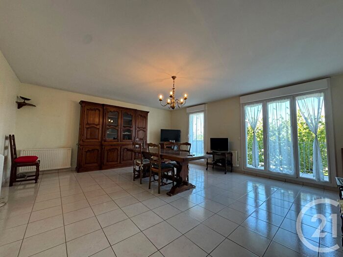 Appartement à vendre - Pithiviers - 3 pièces - 2 chambres