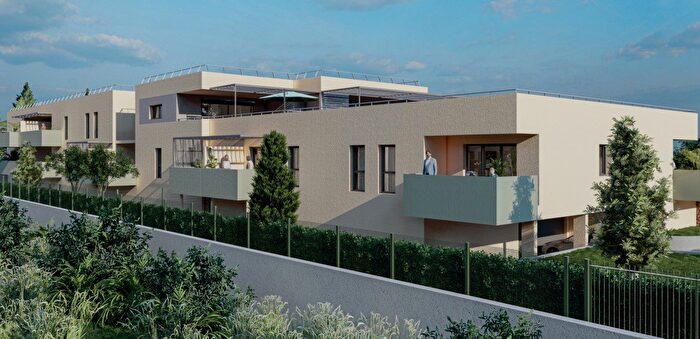 Maisons à vendre et appartements à louer - 1