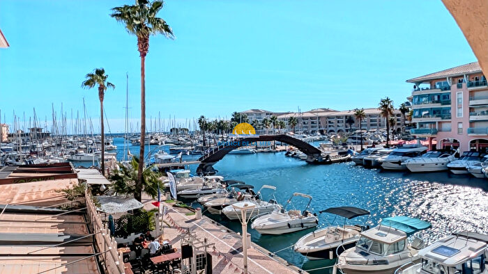 Appartement à vendre - Fréjus, Fréjus Plage - 2 pièces - 1 chambre