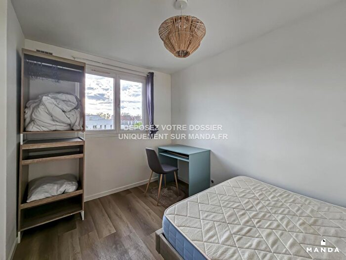 Appartement 4 pièces à Aubervilliers, Centre-ville, Victor Hugo, à louer