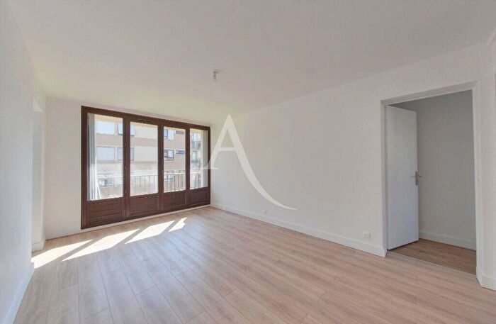 Appartement 4 pièces à Pergaud, Le Plessis-Robinson, à louer