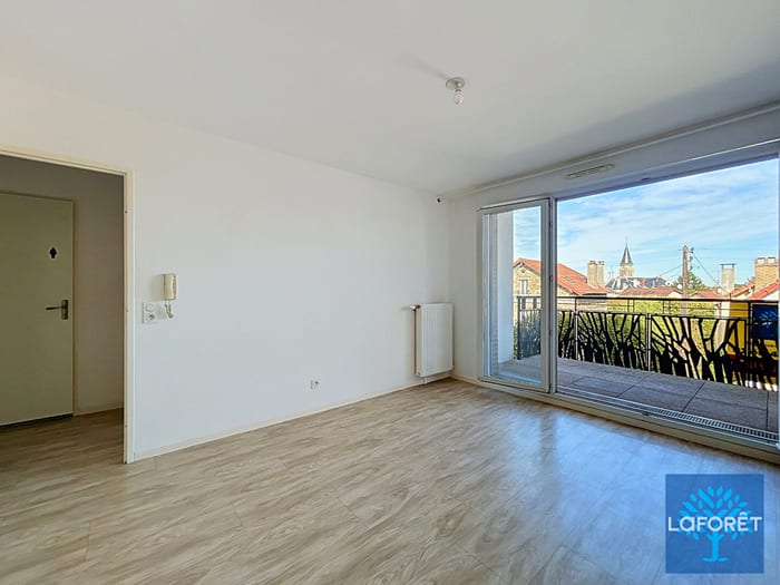 Appartement 2 pièces à Vigneux-sur-Seine, Croix-Blanche, à louer