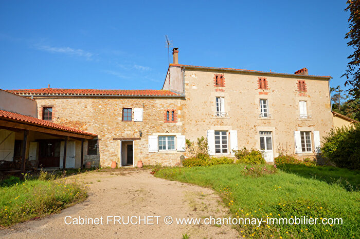 Chantonnay : Maison 8 pièces à vendre