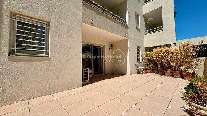 Appartement à vendre - Nîmes, Gare - 4 pièces - 3 chambres