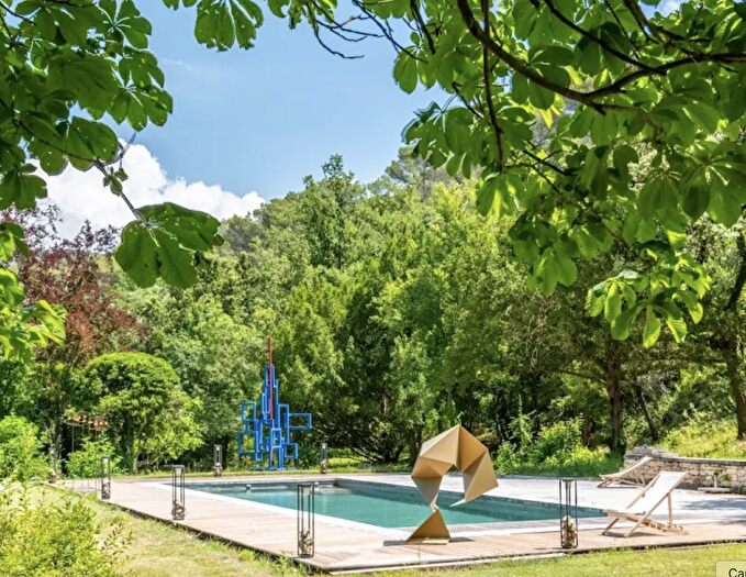 Maison à vendre - Fontaine-de-Vaucluse - 8 pièces - 6 chambres