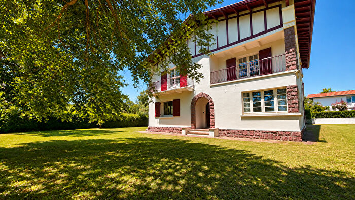 Maison 8 pièces à vendre - Bassussarry