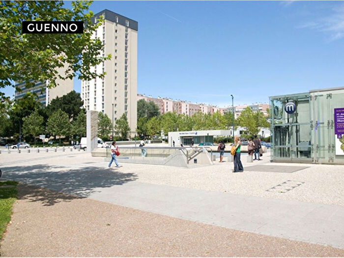 Appartement à vendre - Quartiers Nord-Ouest, Villejean - 4 pièces - 3 chambres