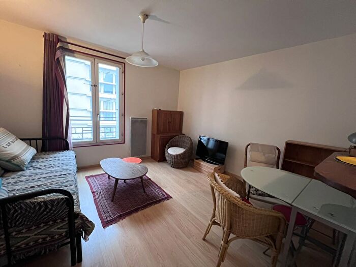 Appartement à louer - Paris ème arrondissement - 2 pièces - 1 chambre