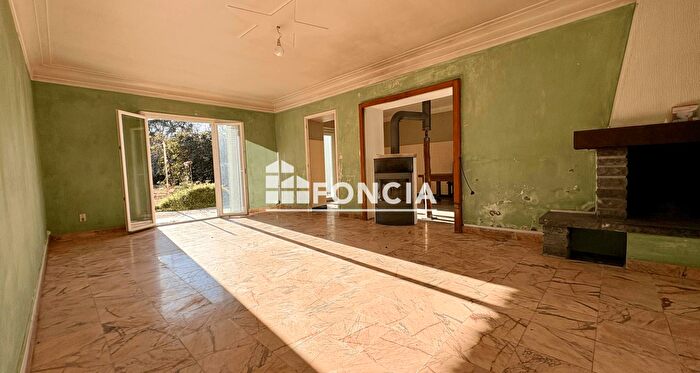 Appartement à vendre - Oloron-Sainte-Marie - 7 pièces - 6 chambres