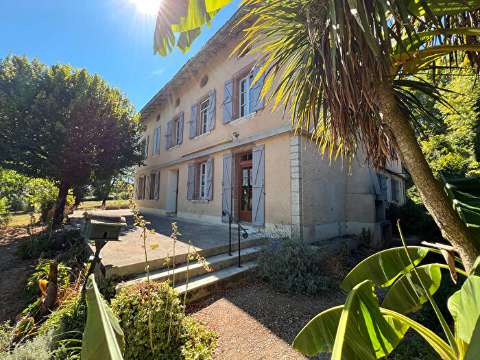 Maison à vendre - Caussade - 7 pièces - 5 chambres