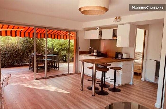 Appartement à louer - Théoule-sur-Mer - 1 pièce