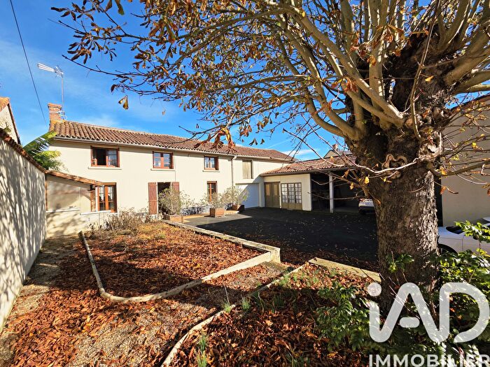 Maison à vendre - Aulnay - 5 pièces - 3 chambres