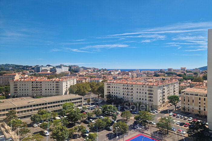 Toulon, Le Port - Appartement 2 pièces à vendre