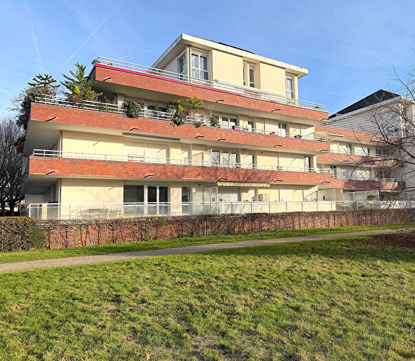 Appartement à vendre - Guyancourt, LEurope - 3 pièces - 2 chambres