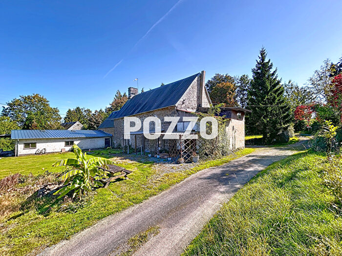 Montaigu-les-Bois : Maison 12 pièces à vendre