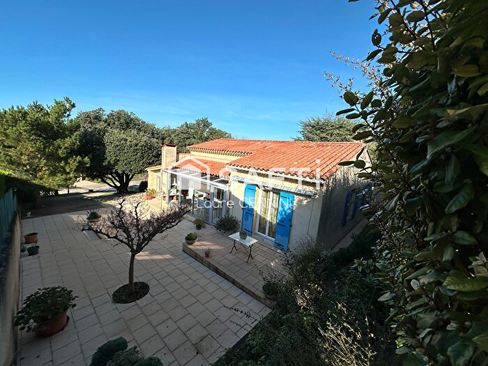 Maison à vendre - Saint-Pantaléon-les-Vignes - 5 pièces - 3 chambres