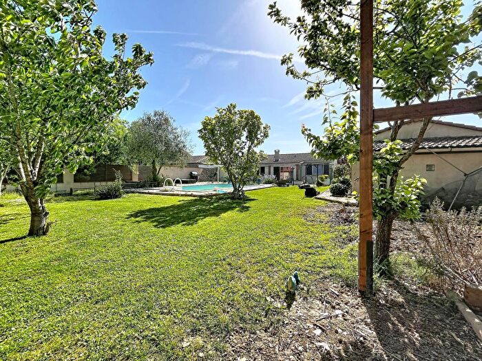 La Salvetat-Saint-Gilles : Maison 4 pièces à vendre