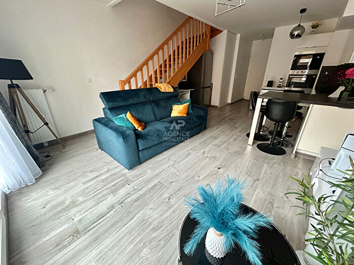 Appartement à vendre - Carrières-sous-Poissy, Les Fleurs - 3 pièces - 2 chambres