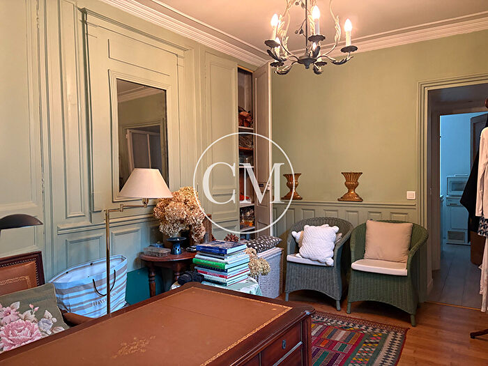Appartement à louer - Versailles, Saint-Louis - 2 pièces - 1 chambre