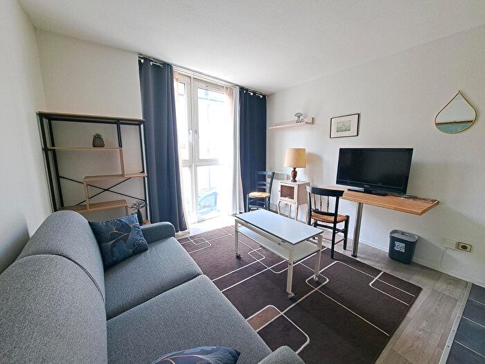 Appartement à louer - Bordeaux, Rivière - 1 pièce