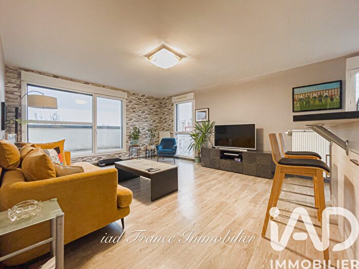 Appartement à vendre - Carrières-sous-Poissy, Bords de Seine, Ile de la Dérivation - 3 pièces - 2 chambres