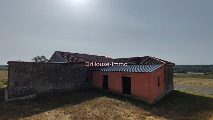 Maison à vendre - Fossès-et-Baleyssac - 5 pièces