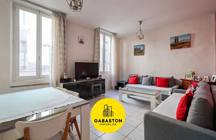 Appartement à vendre - Marseille er , Belsunce - 4 pièces - 3 chambres