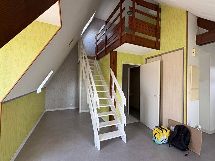 Saint Christophe-Les Rocheforts, Châteauroux : Appartement 1 pièce à louer