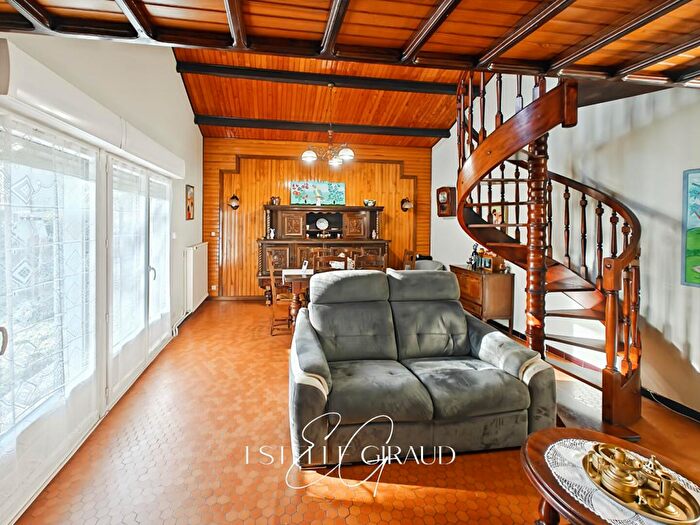 Maison à vendre - Puichéric - 5 pièces - 4 chambres