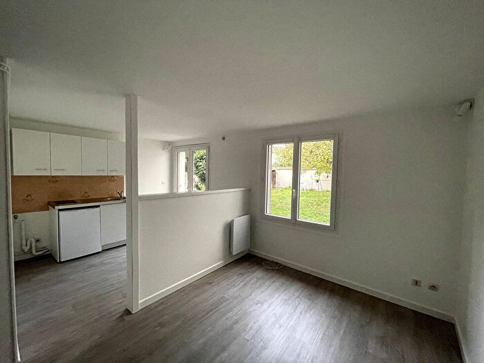 Appartement à louer - Navarre, Évreux - 1 pièce - 1 chambre