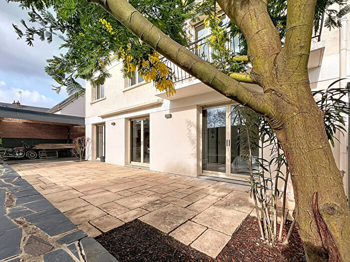 Maison à vendre - Angers, Madeleine, Saint-Léonard, Justices - 10 pièces - 7 chambres